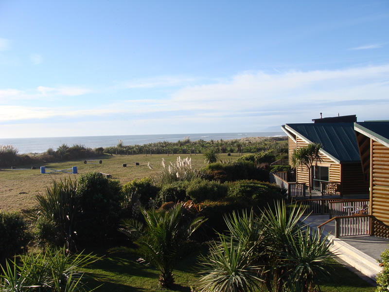 Wander West | New Zealand Awaits